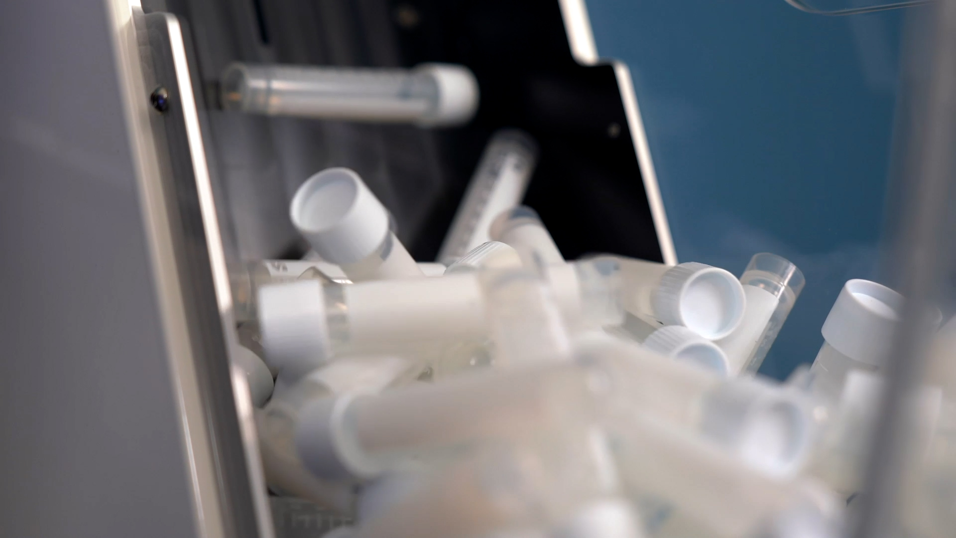 Scinomix VXi Bulk Tube Feeder